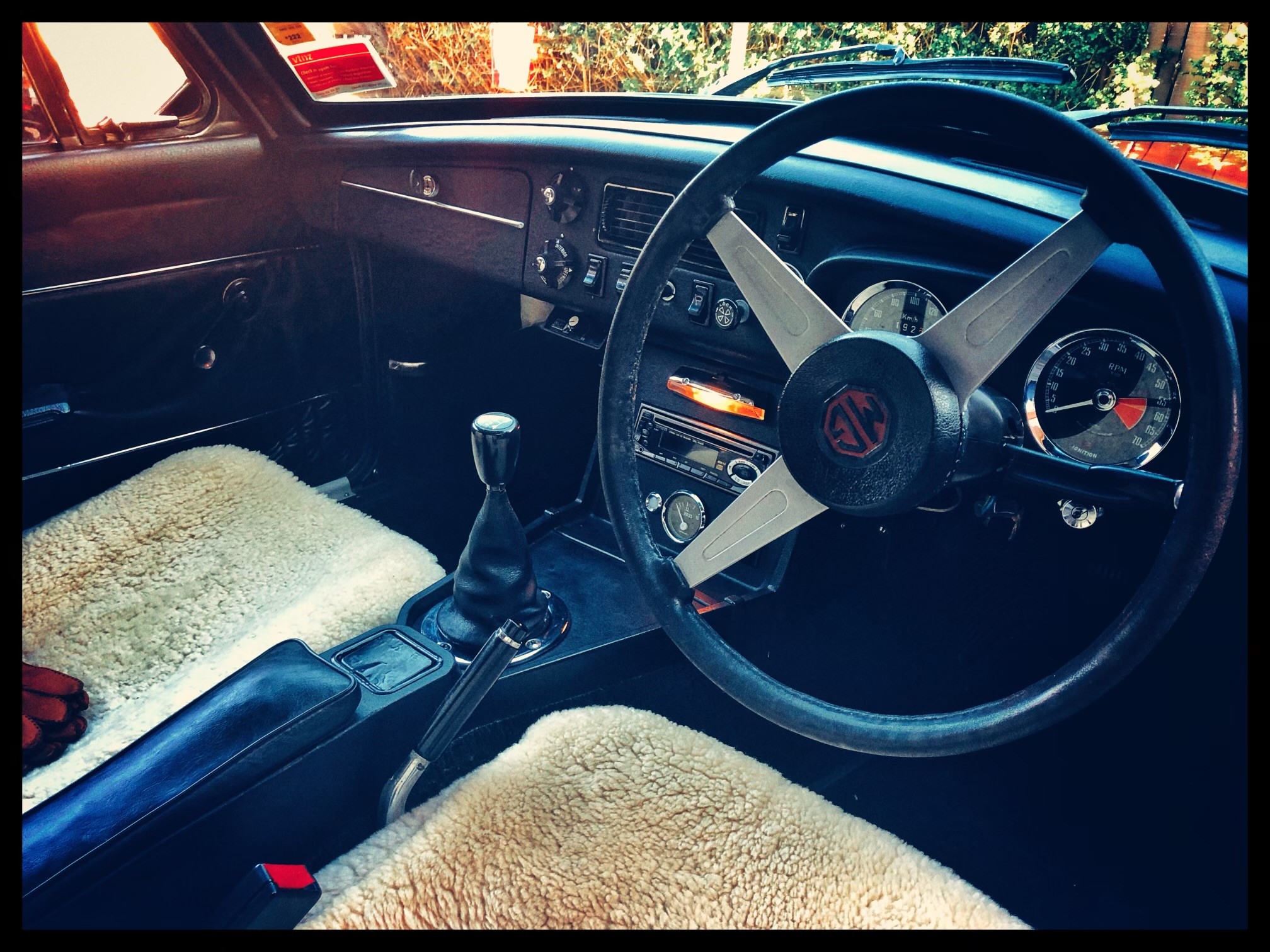 MG, Triumph, Classic Mini, Morris Minor, Jaguar, Austin Healey, Rover ...